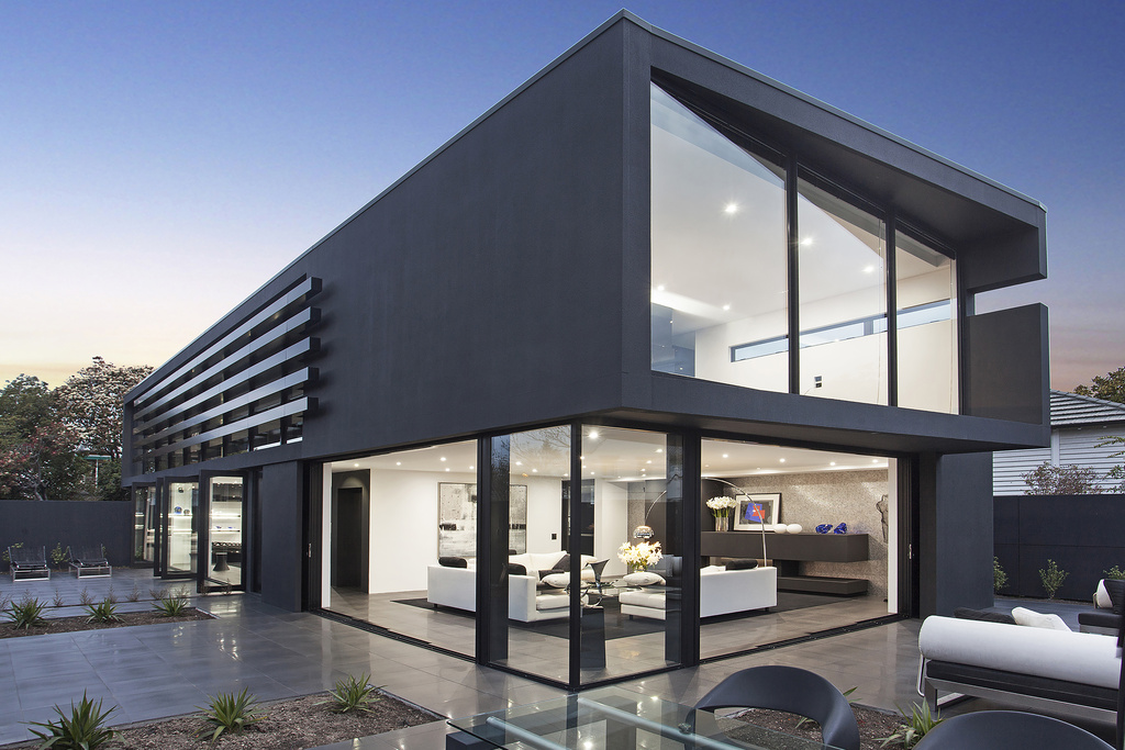 NZ_Black_house_PowerPanelxl_exterior_2 - CSR Hebel